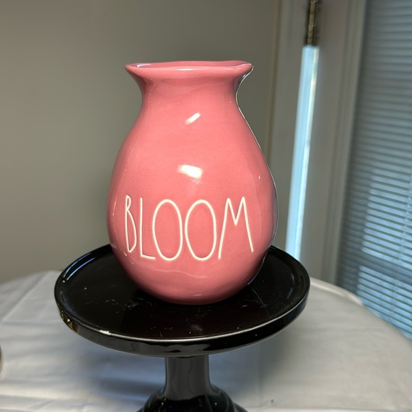 Rae Dunn | Accents | Copy Rae Dunn Small Bloom Vase | Poshmark